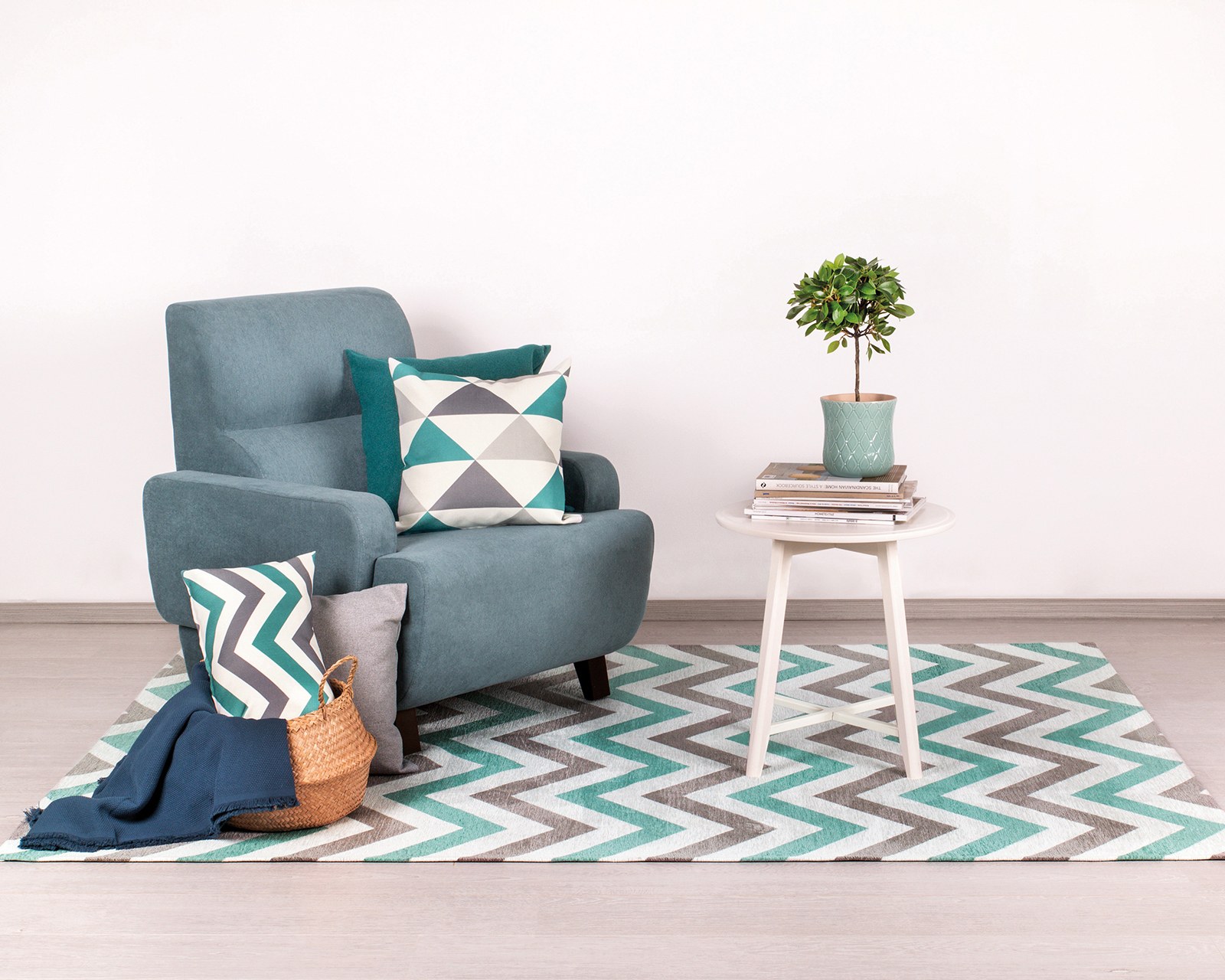 Бирюзовый ковер в интерьере (38 фото) - красивые картинки и HD фото